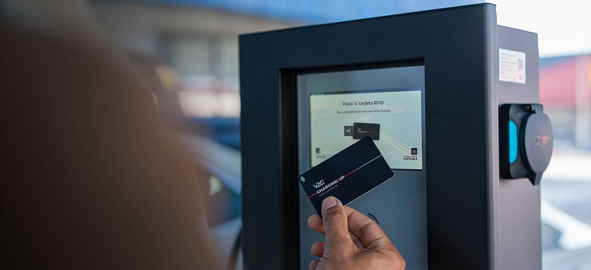 Pole Pro : La nouvelle version améliorée du V2C Pole